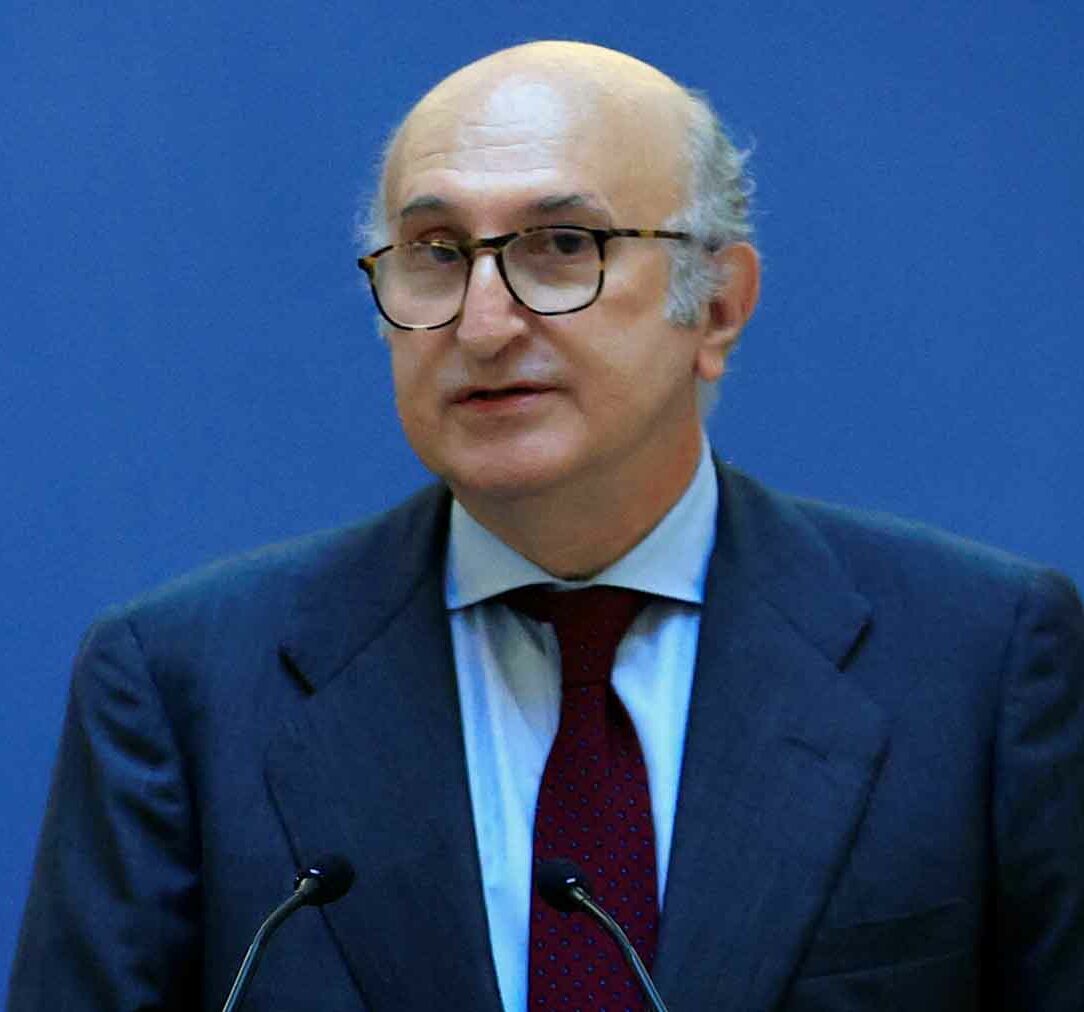 Juan Fernández Trigo - Fundación Carolina