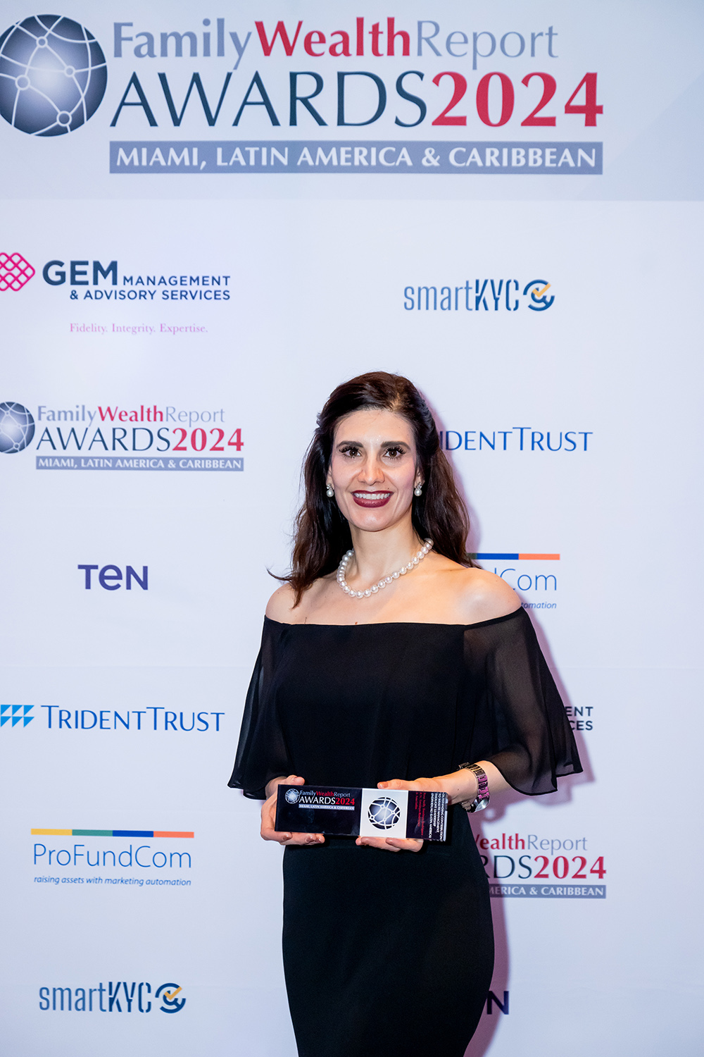 La exbecaria Rosa Nelly Trevinyo-Rodríguez, galardonada en la edición ...